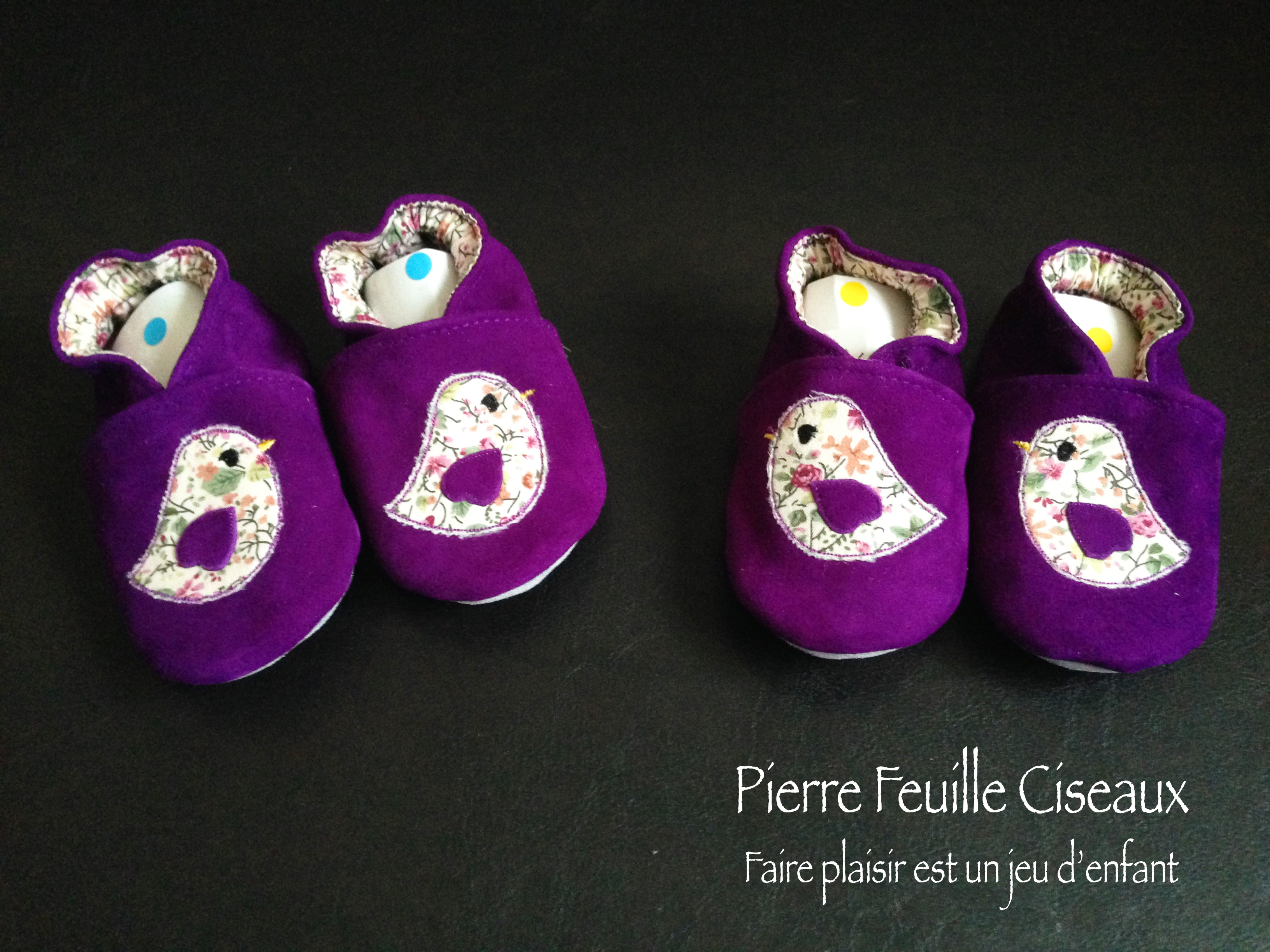 Chaussons en cuir violets – petit oiseau liberty – Pierre Feuille Ciseaux